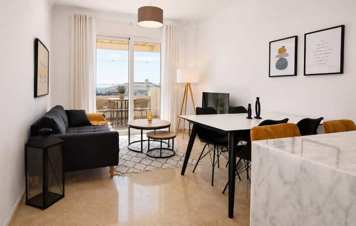 Elevated 2 Bed Apt Close To Duquesa Marina - Manilva