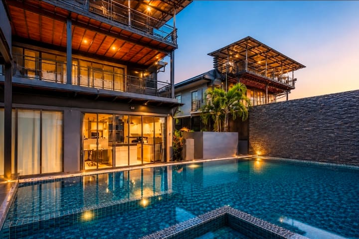 The V Twin Villa Kathu 8 Br Combo&2 Private Pools. - Phuket