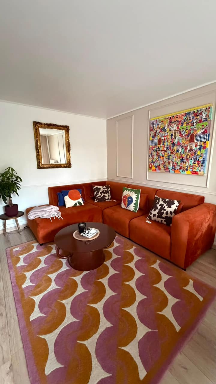 Appartement Rétro-chic Au Cœur De Ville. - Garches