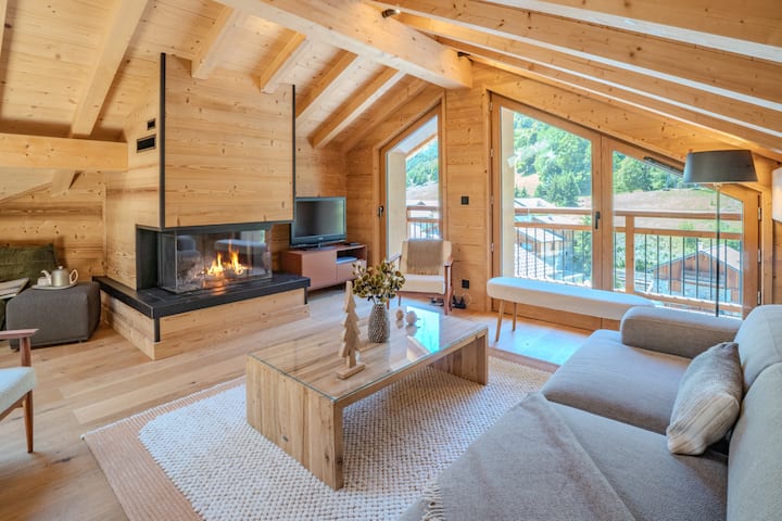 Luxury 4-bed Apartment | Short Walk To Ski Lift - Val Thorens