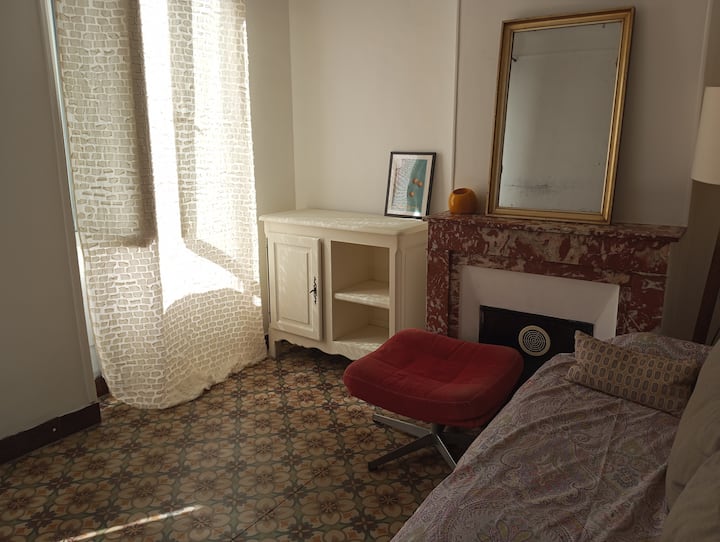 Lumineux, 1er éTage, à 5 Minutes Du Métro Baille - Marseille