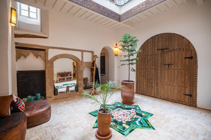 Riad Dans La Médina Avec Petit Déjeuner Inclus - Essaouira