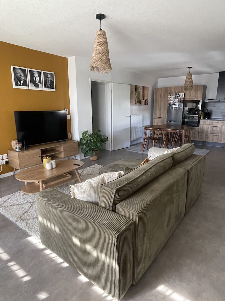 Appartement Lumineux Avec Terrasse Parking Privé - Floirac
