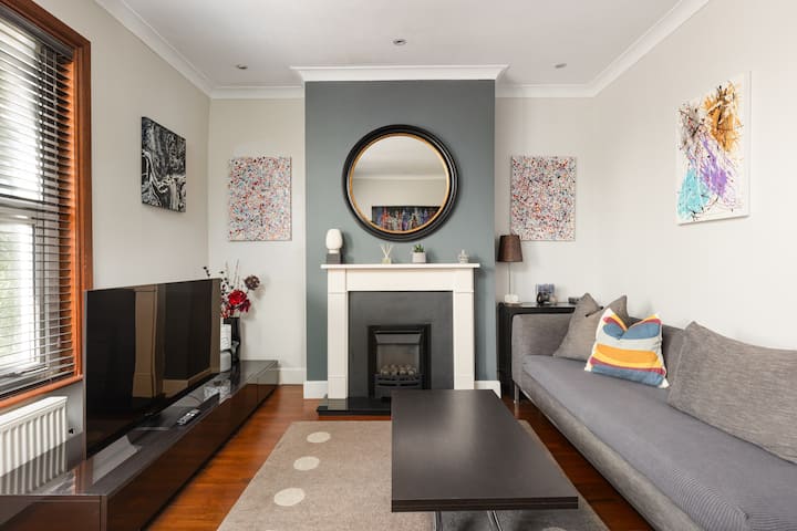 New! Cosy Split-level 1br | 1 Min To Leyton Tube - Woolwich