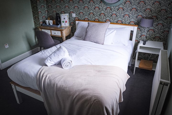 Double-premium-sdb Privée Avec Baignoire Et Douche - Wallingford