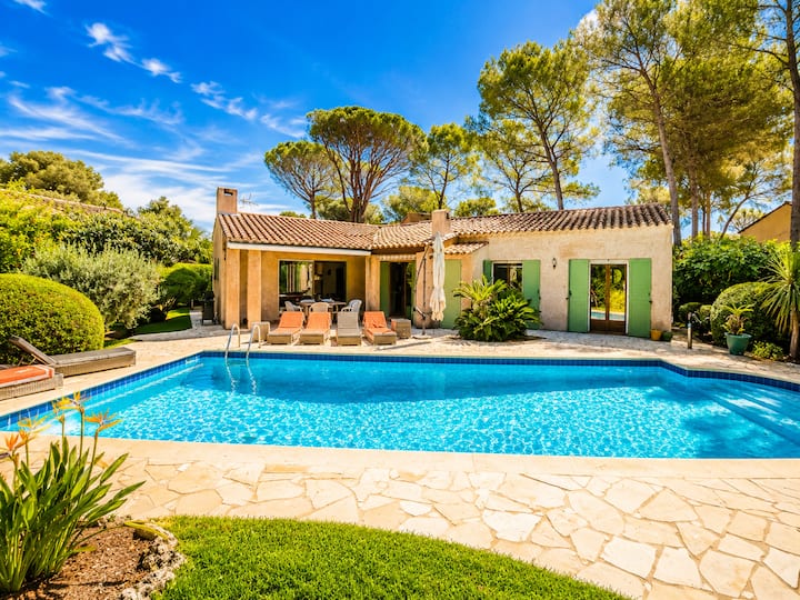 130m2 - Piscine - Charmant 4 Chambres - Au Calme - Cap Estérel
