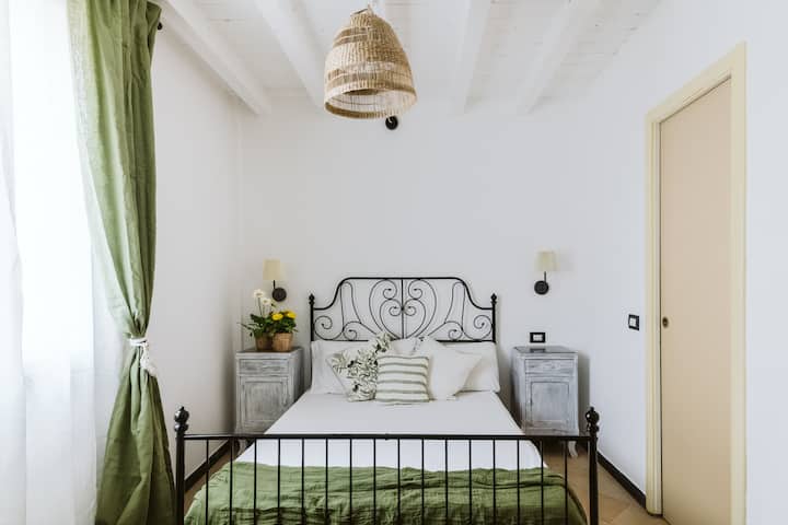 Camera Matrimoniale In Agriturismo Sestri Levante - Sestri Levante