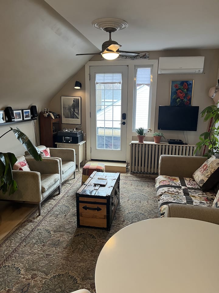 Loft Suite In My North York Home - Toronto