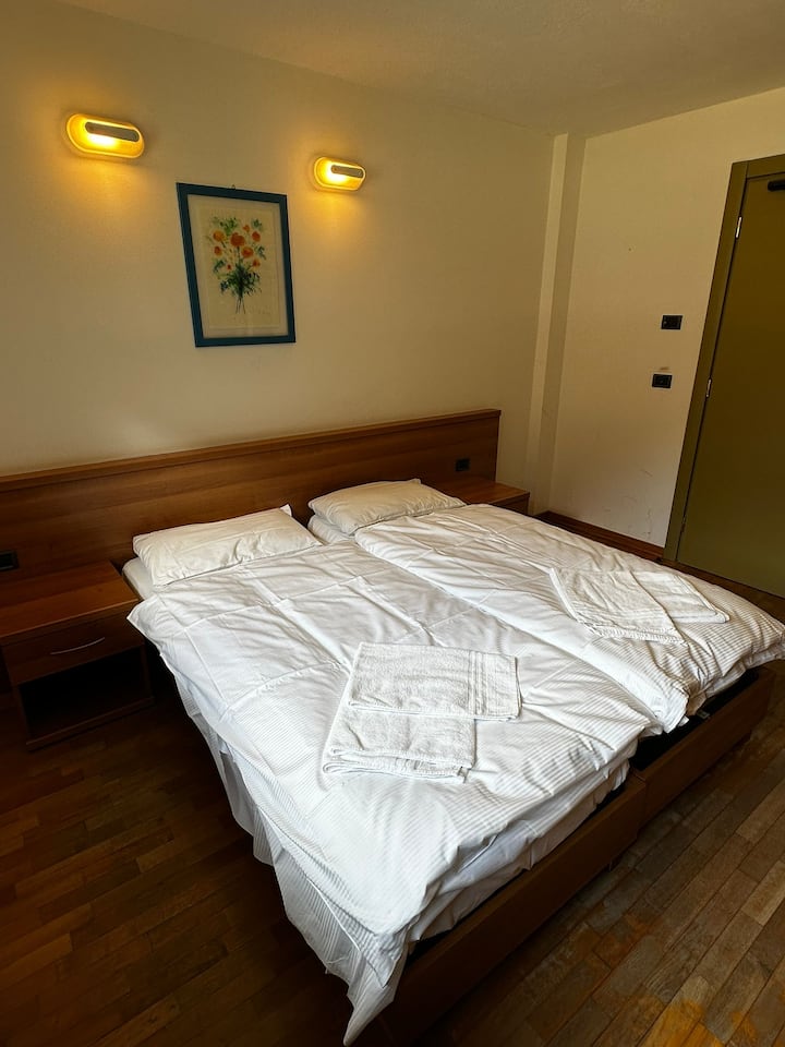 Camera Quadrupla Hotel E Ristorante Foyer Brusson - Gressoney-Saint-Jean