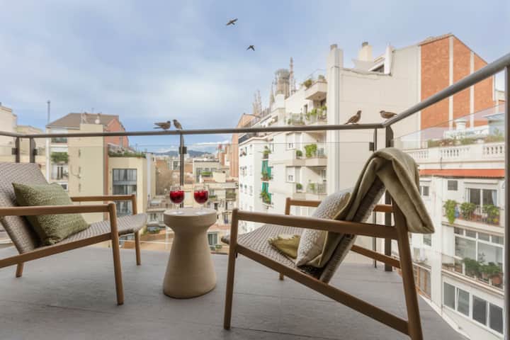 Charming 9br Groupflat For 18ppl | Sagrada Familia -