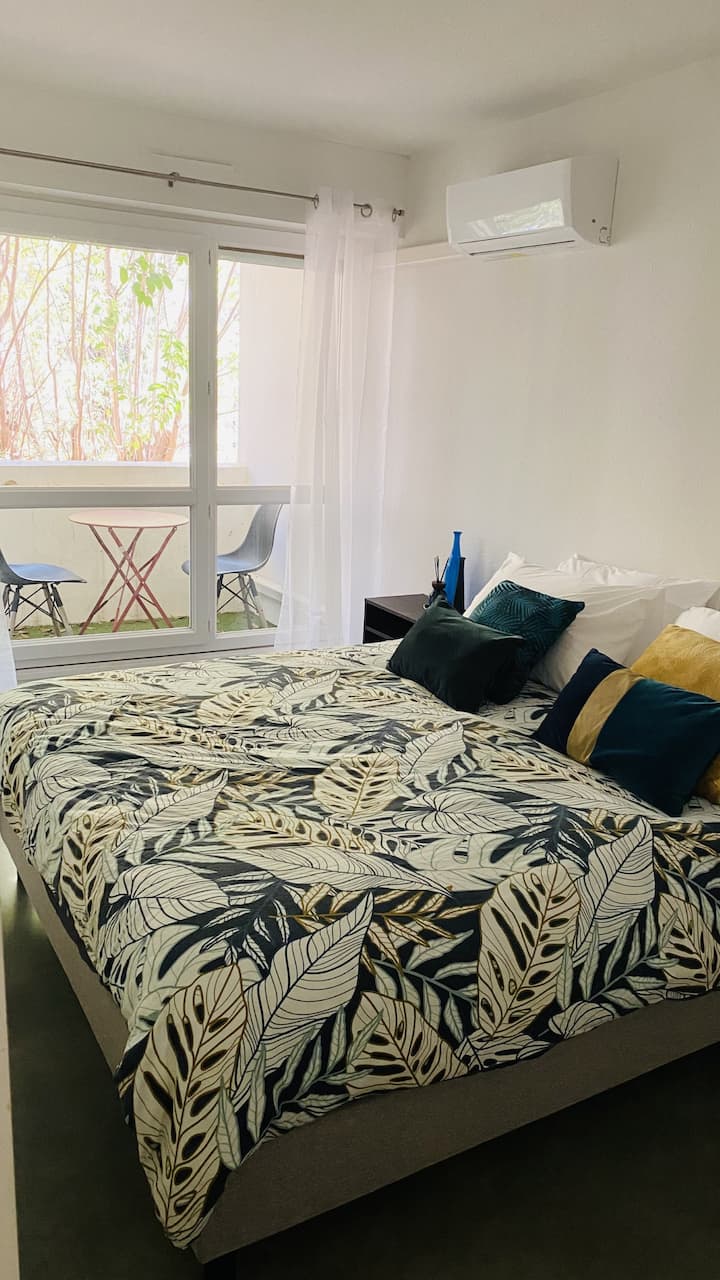 Appart 6 Pers Clim Y Compris Dans Les Chambres - Mouriès