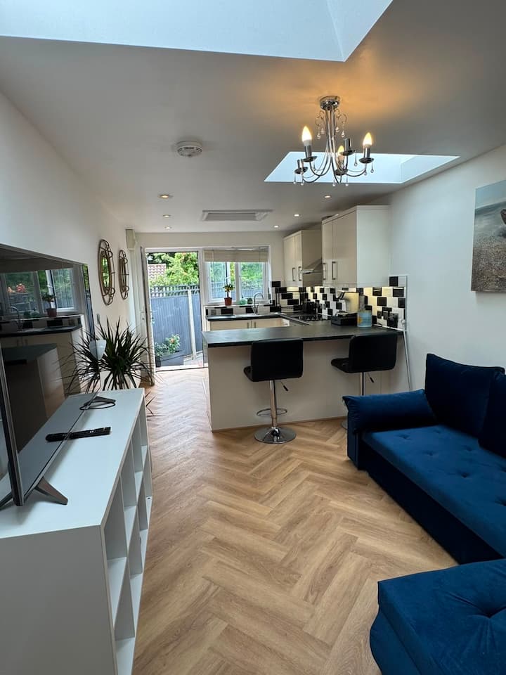 Newly Refurbished Tranquil Bungalow In Canterbury. - Canterbury