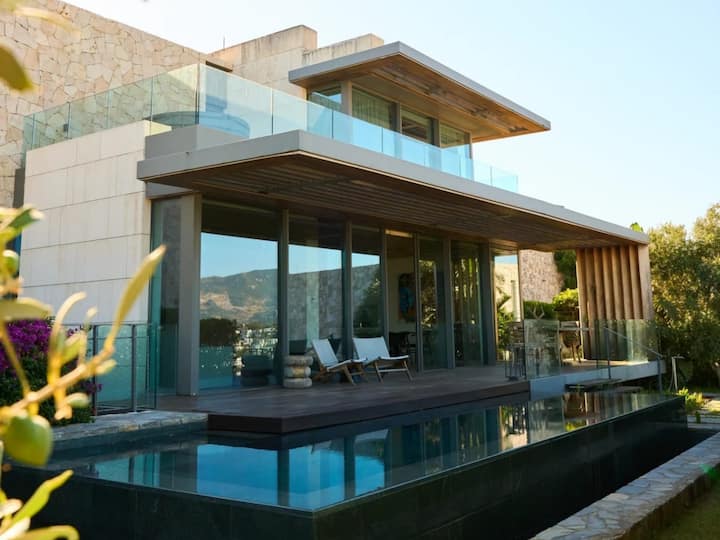 Luxury Ritz-carlton Villa In Tilkicik Bodrum - Gündoğan