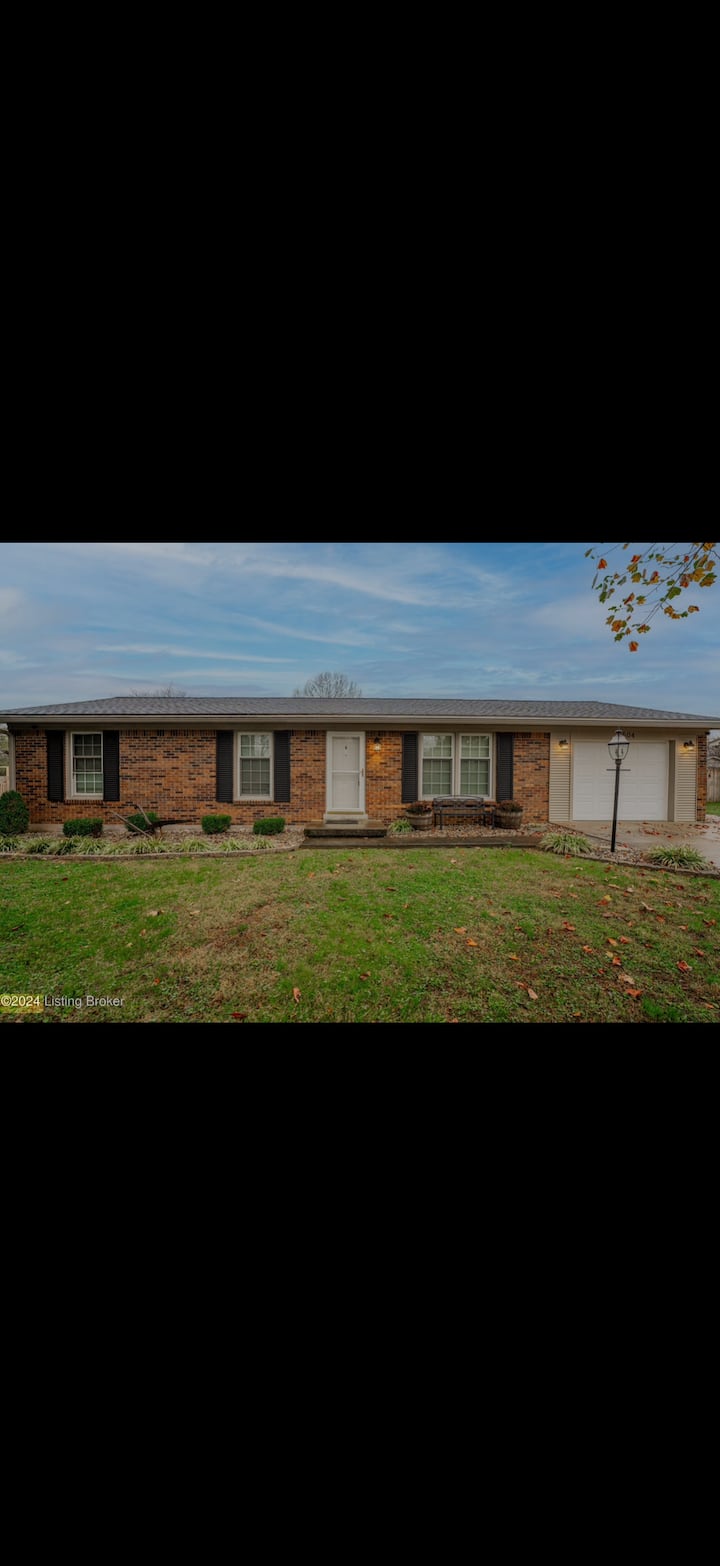 Bardstown Home - Bardstown, KY