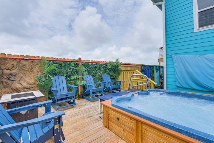 Private Swim Spa! Waterfront Watson Bayou Getaway - Panama City, FL