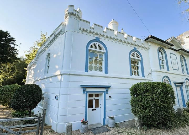 Quirky, Historic Waterside Gem - West Wittering