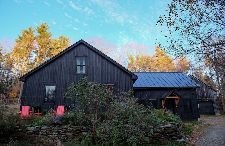 Historic Vermont Farmhouse With Sauna - Jamaica, VT