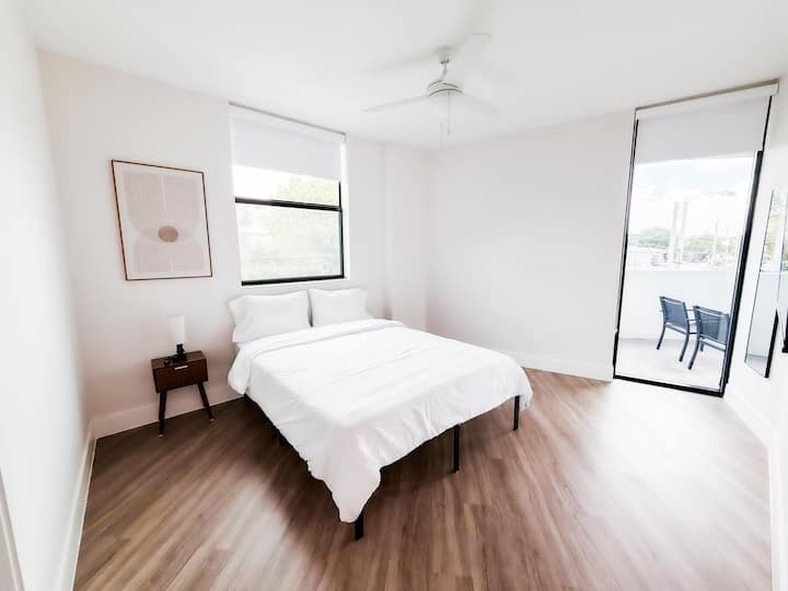 Luxury Comfy Apartment Miami - 2 Bedrooms - South Miami, FL