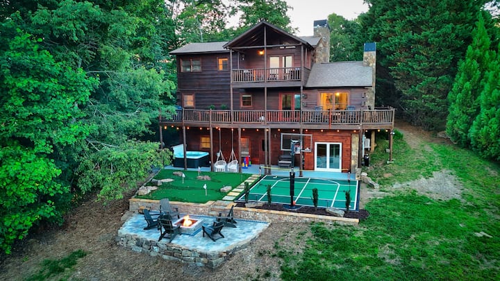 Luxury Mountain Escape W/ Sauna, Hot Tub & Golf - Mineral Bluff, GA