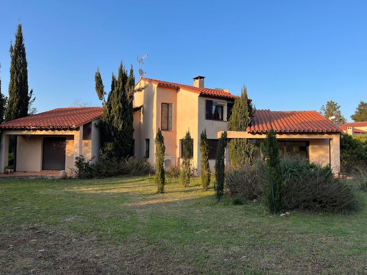 Grande Maison Avec Jardin, Vue Montagne - 8 Pers. - Laroque-des-Albères