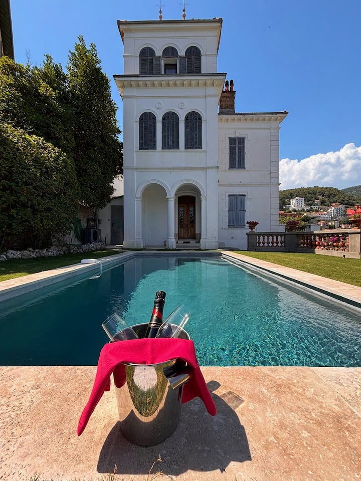 Maison De Parfumeur 1892, Grasse · Piscine - Grasse