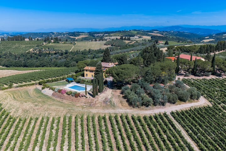 Podere Ulivello With Pool - Italy
