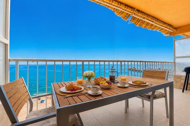 Apartamento Frente Al Mar Con Terraza | 2br - El Perellonet