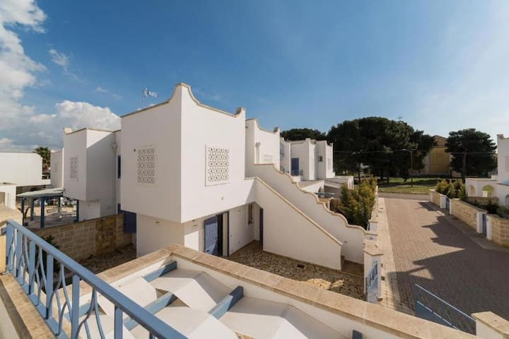 Bilocale Libeccio Con Piscina A Boncore - Torre Lapillo