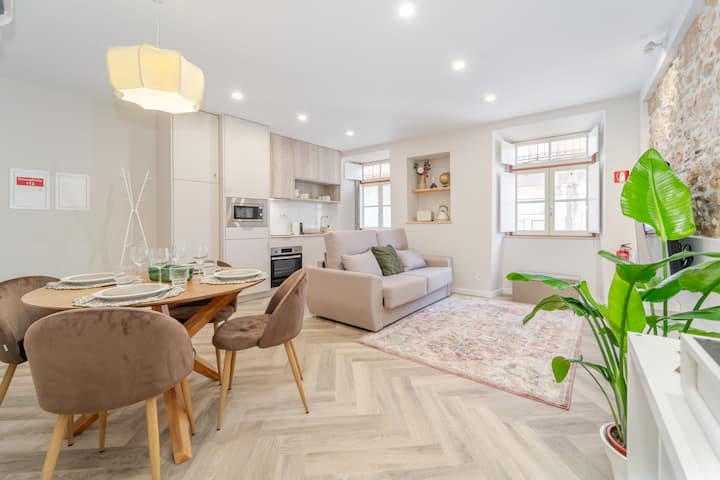 3 Premium City Center Apartment - Walk Everywhere - Coimbra