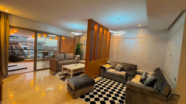 Luxury Ocean View 2br  Pool  Beachfront Living - Rabat