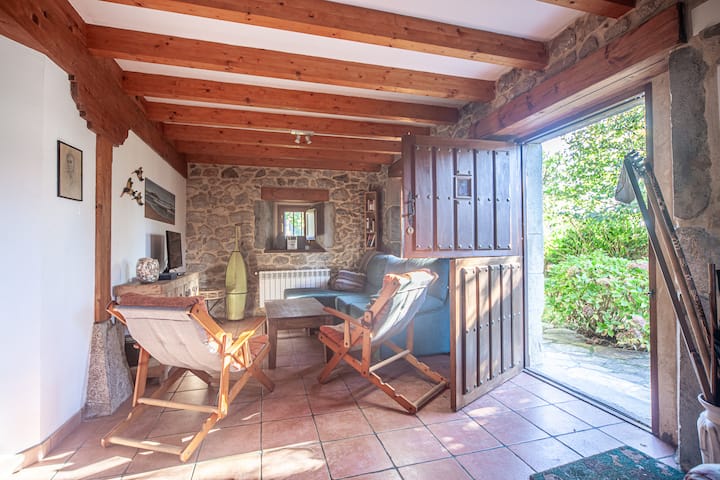 Casa Con Jardín En Somo - Santander