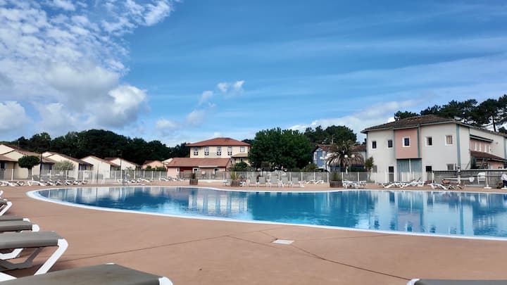 Club 222 - 8 Personnes - Soustons