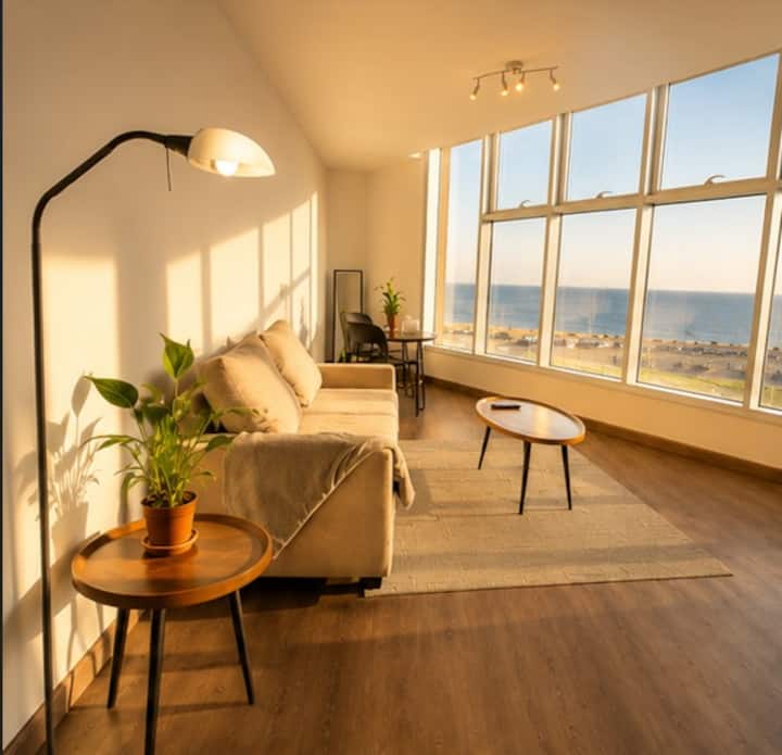 Vista Al Mar | A Estrenar | Excelent Location | - Montevideo