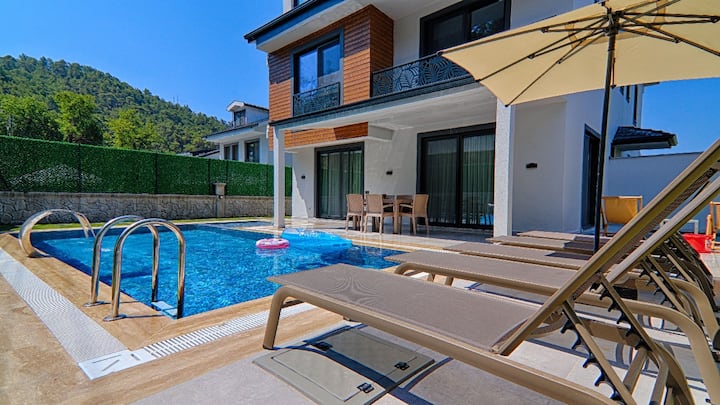 Göcek İNlice De ÖZel Havuzlu İKiz Müstakil Villa - Göcek