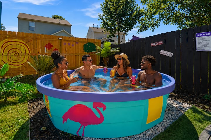 Cowboy Pool Hot Tub Boho Charlotte - Northlake - Charlotte