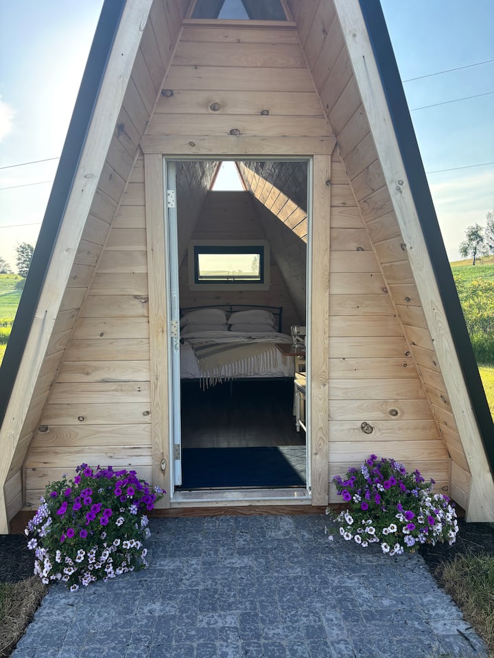 Buddhaful Escape - Kawartha Lakes