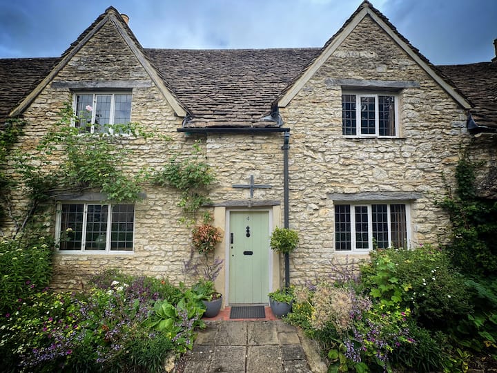 Stylish Country Cottage Retreat In The Cotswolds - Castle Combe