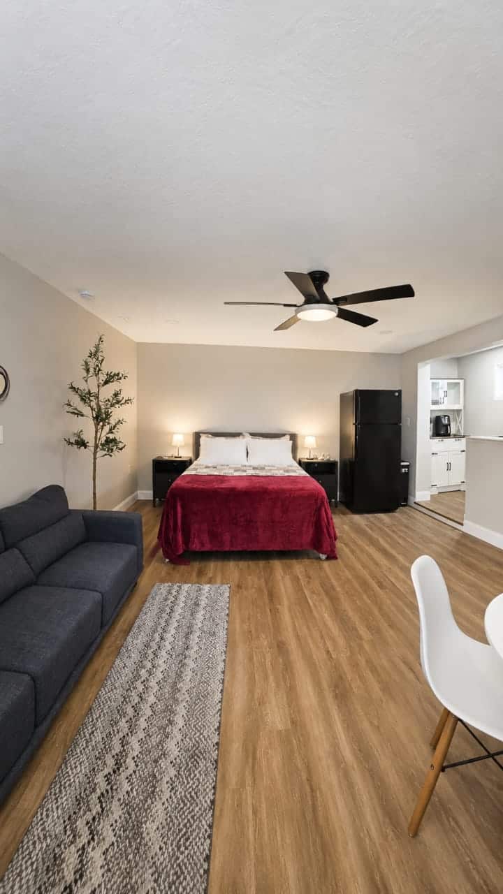 Cozy And Spacious Guest Suite Near Space Center - Titusville, FL