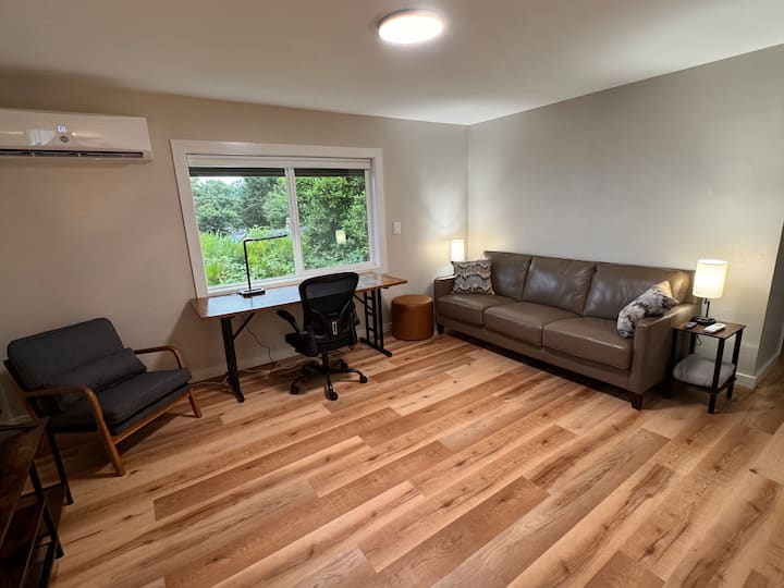 Water View Work Friendly 1 Bedroom - Silverdale, WA