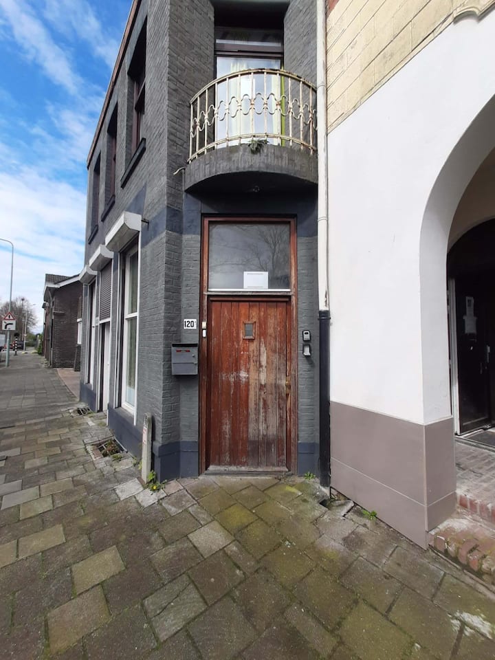 Expats House Hoensbroek 120 - Heerlen