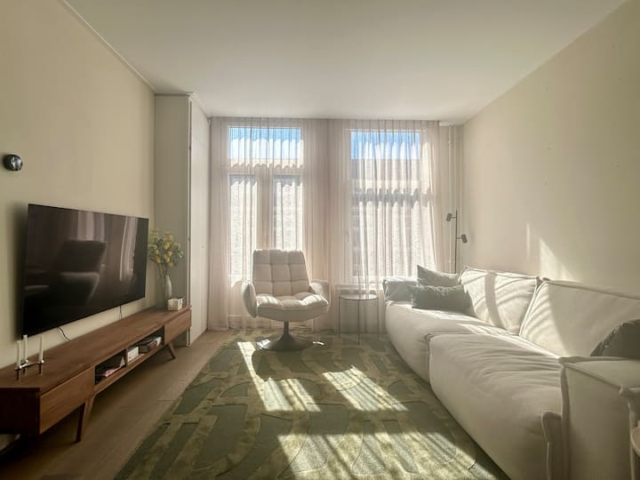 Beautiful 2br Ap W/ Roof Terrace Near City Center - Amsterdam