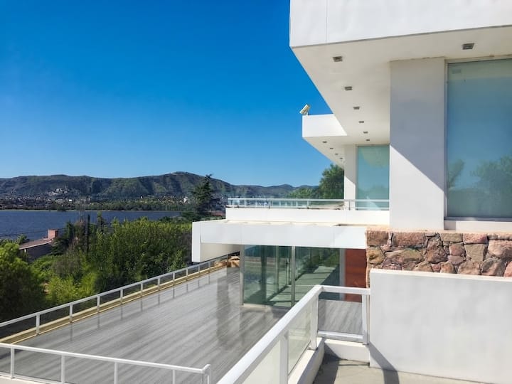Hermosa Casa Con Vista Soñada Al Lago. ¡Unica! - Villa Carlos Paz