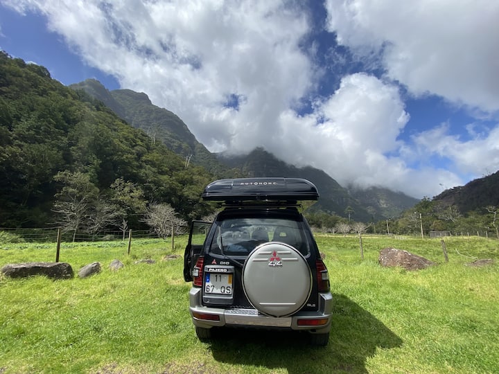 Mitsubishi Pajero Adventure With Rooftop Tent - Funchal