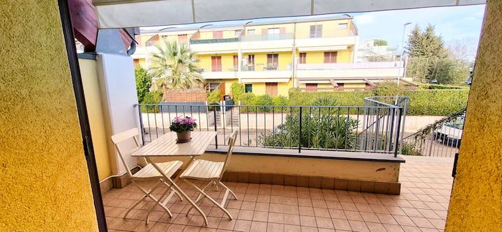 Bilocale Con Terrazzo E Piscina - Loreto