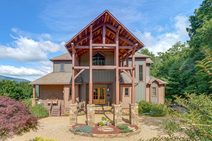 Mtn & Lake Views! Perfect For Family & Friends - Hiawassee, GA