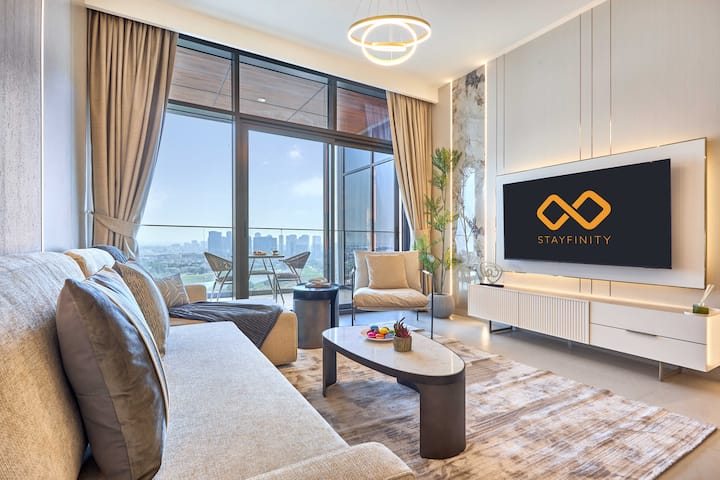 Top Floor 2br | Golf View | Vista Sports City - 杜拜