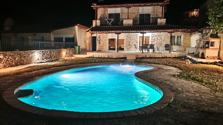 Peaceful Sea View Villa With Private Pool - Halkidiki
