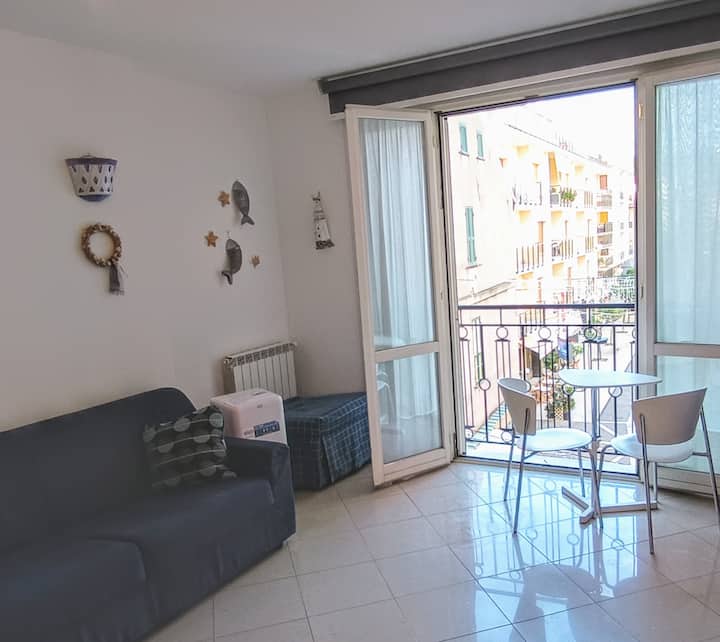 Vetrata In Centro - Diano Marina