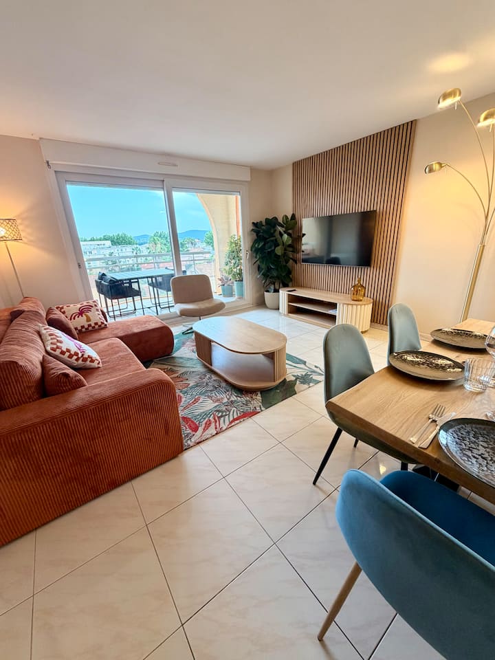 Appartement En Duplex 8/9 Personnes 4 Chambres - Fréjus