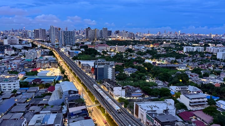 Peaceful City View Room, Next To Metro, Near Malls - Bangkok